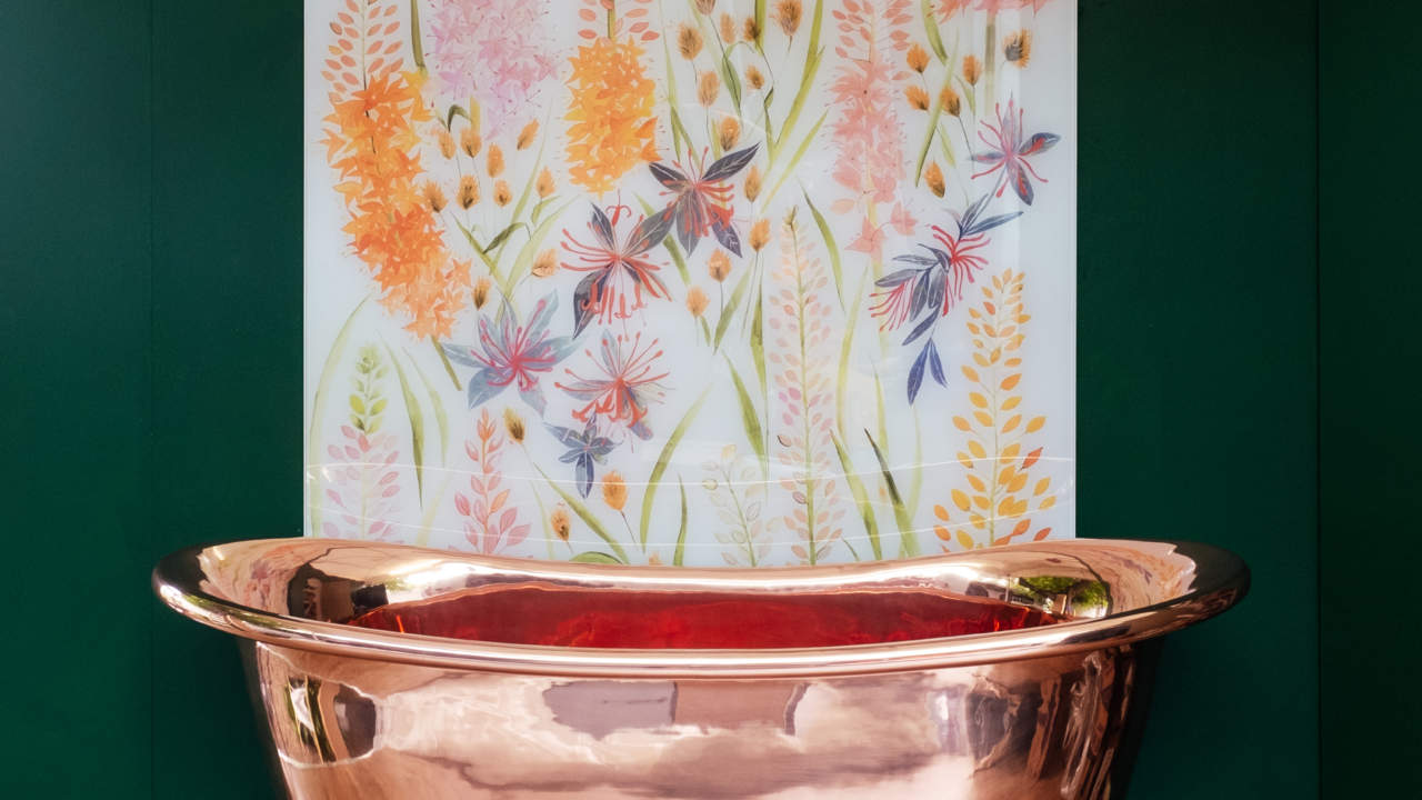 Bath Splashback Designs, Outdoor Style - Emma Britton - Emma Britton