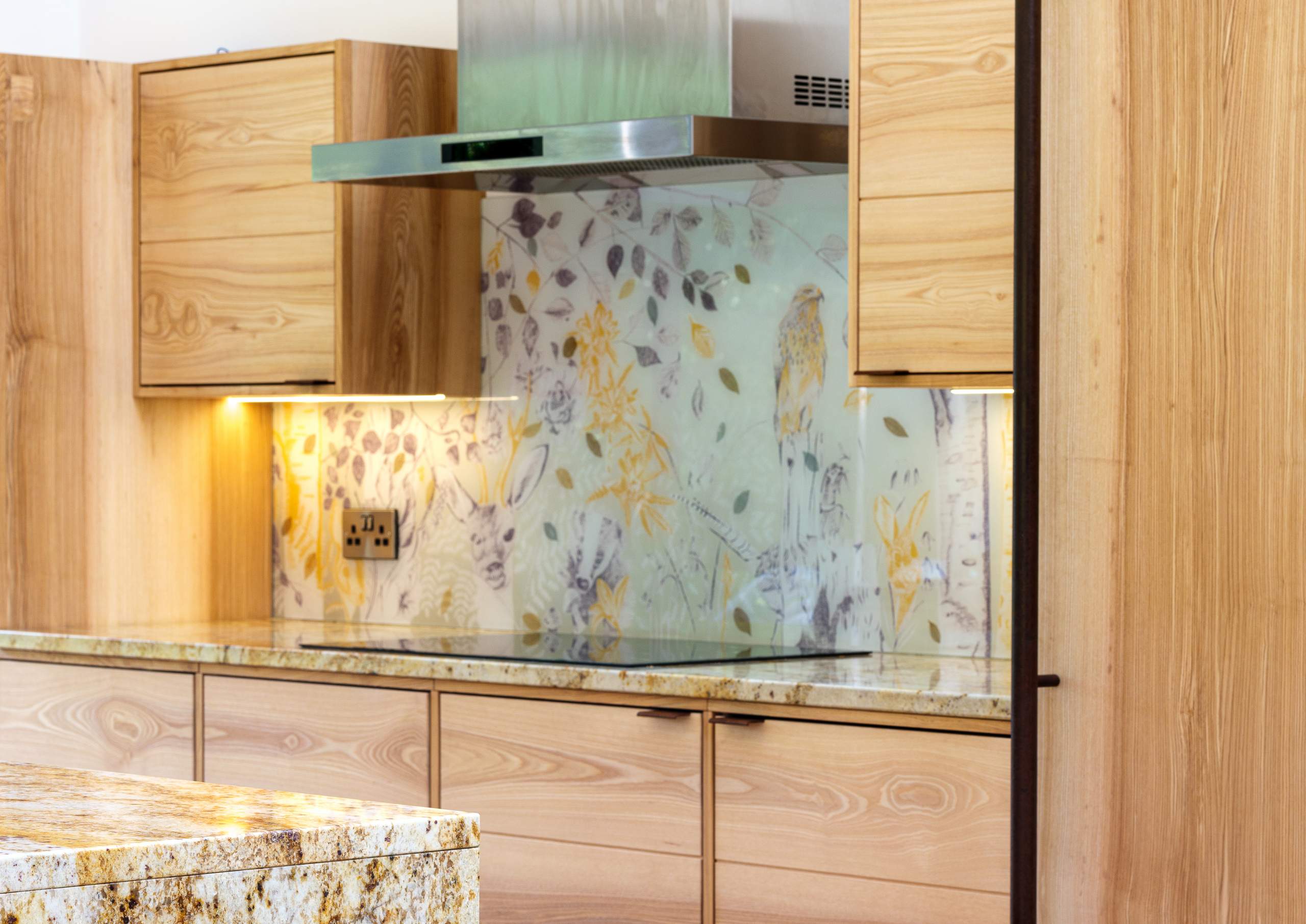 Modern Kitchen Splashback: Case Study - Emma Britton - Emma Britton